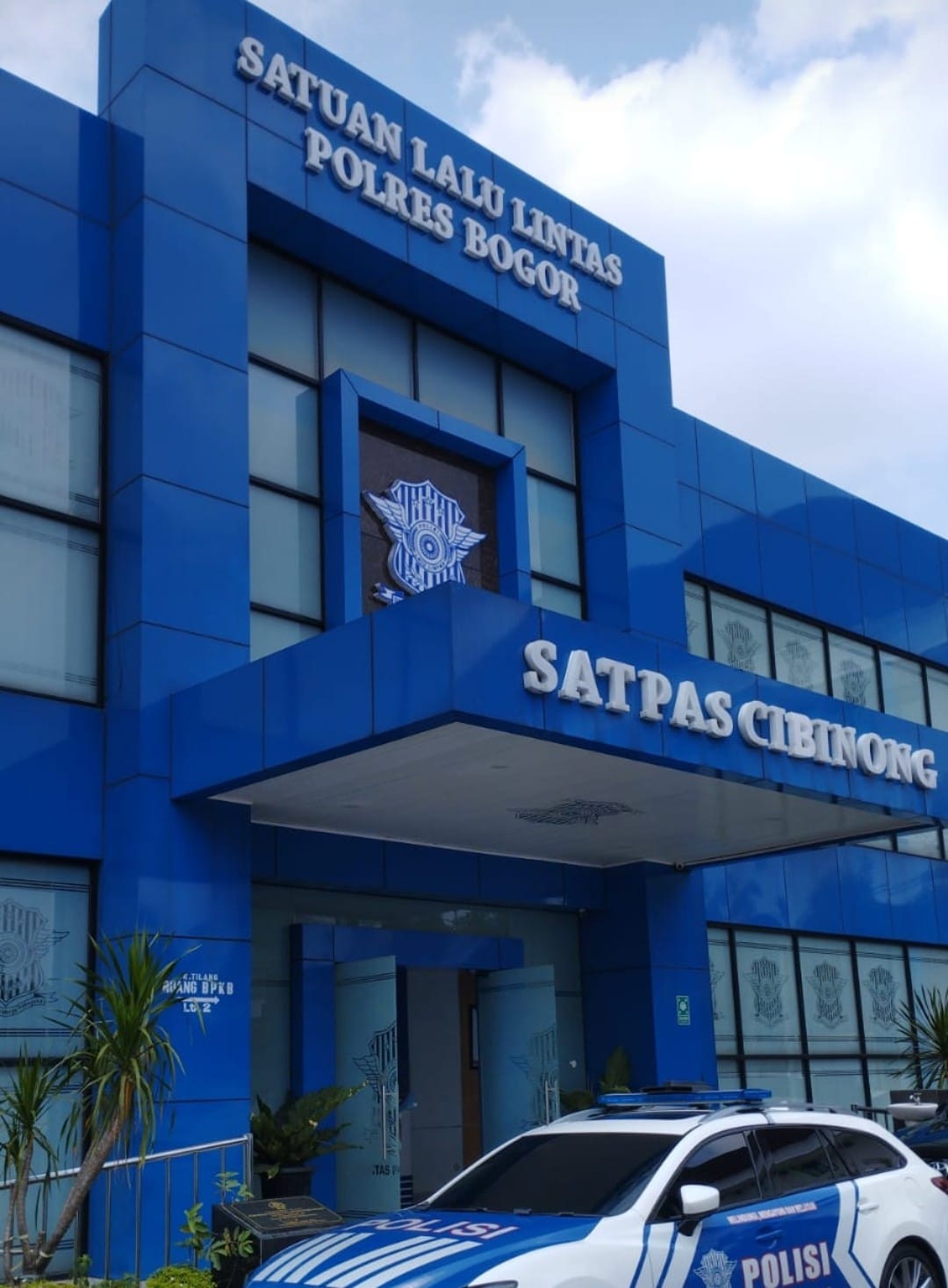 Satpas Cibinong Berikan Pelayanan Terbaik untuk Pemohon SIM Sesuai ...